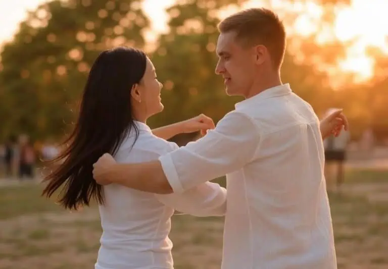15 Cute Love Stories To Make You Believe In Love Again - LoverJournal